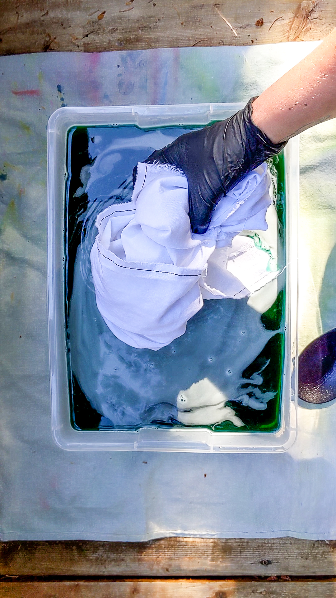 A Beginner's Guide to Fabric Dyeing - We Like Sewing