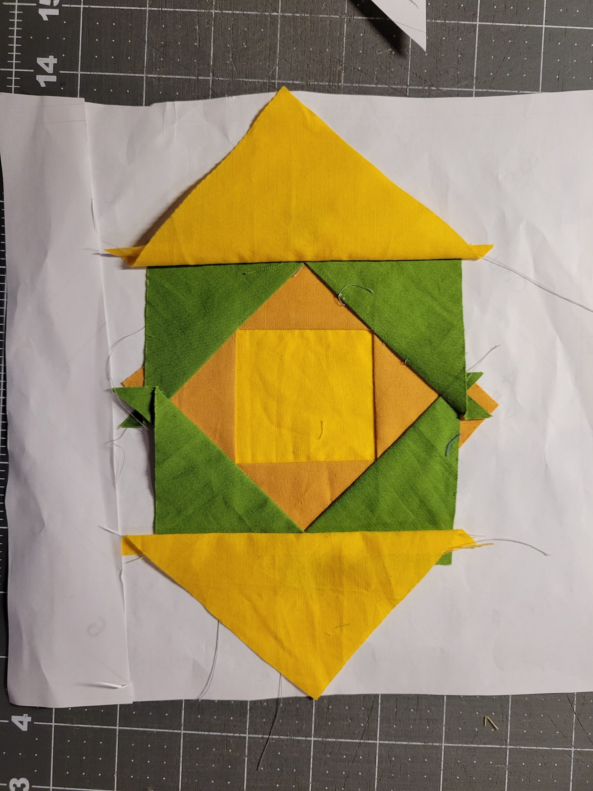 Sliced Pineapple Star FPP Quilt Block - We Like Sewing