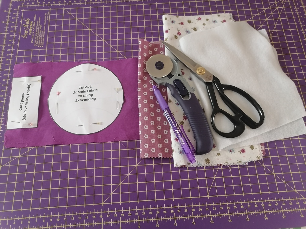 Stitch 'n' Store Quilted Earbud Case - We Like Sewing